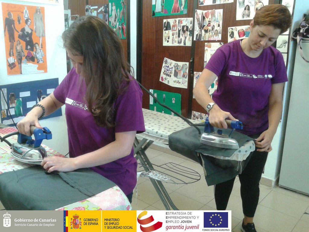 Confección de prendas y montaje y acabado de falda – PFAE GJ «El Taller ...